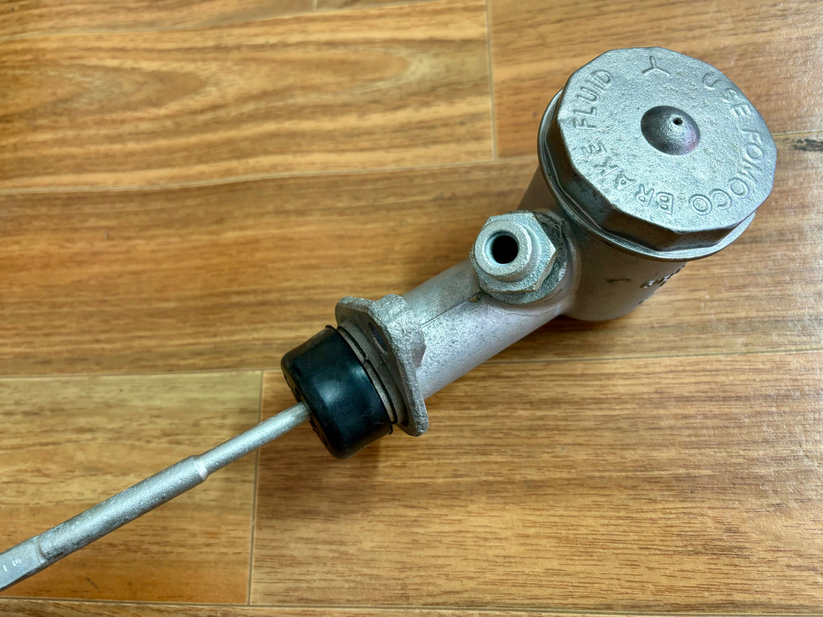 Genuine Restored Drum Brake Master Cylinder XP – Early Falcon Spares