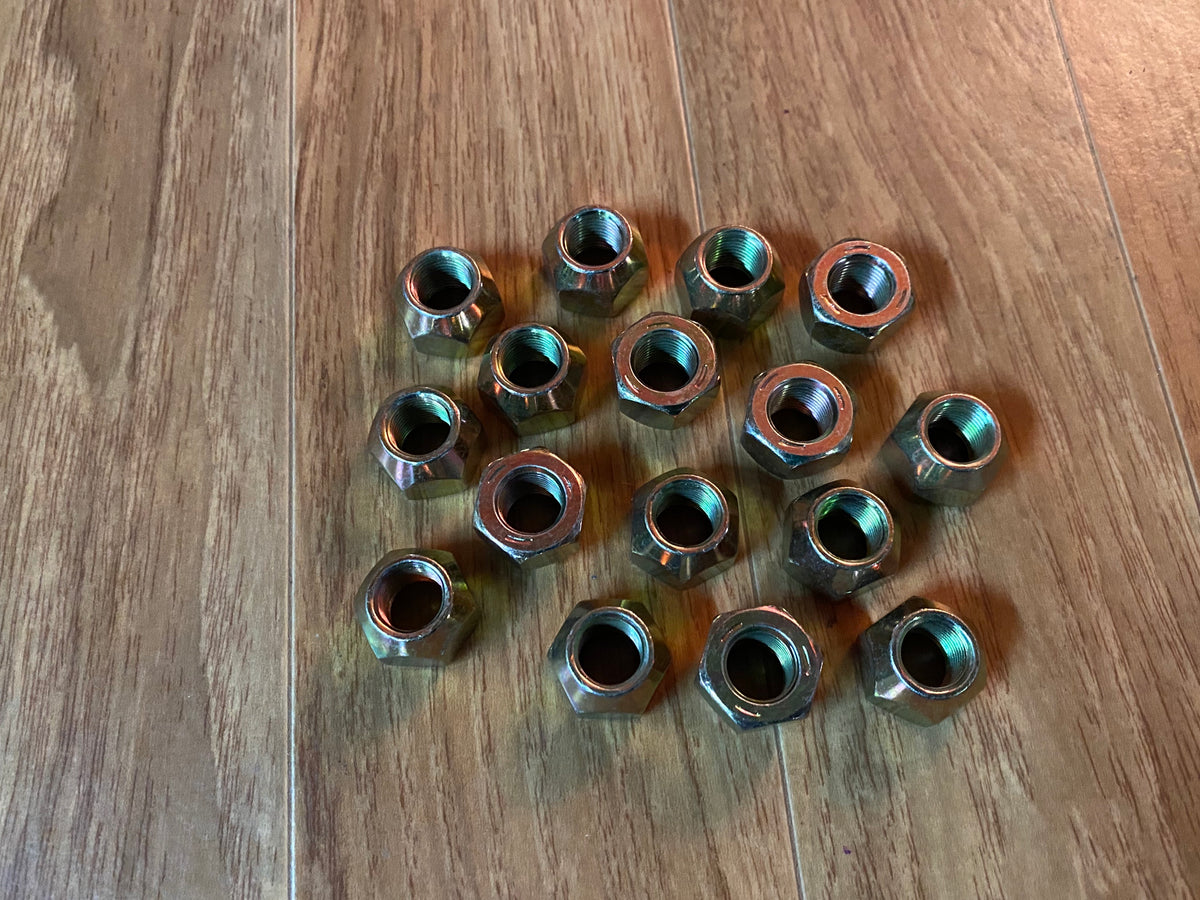 Standard Wheel Nut Set of 16 – Early Falcon Spares