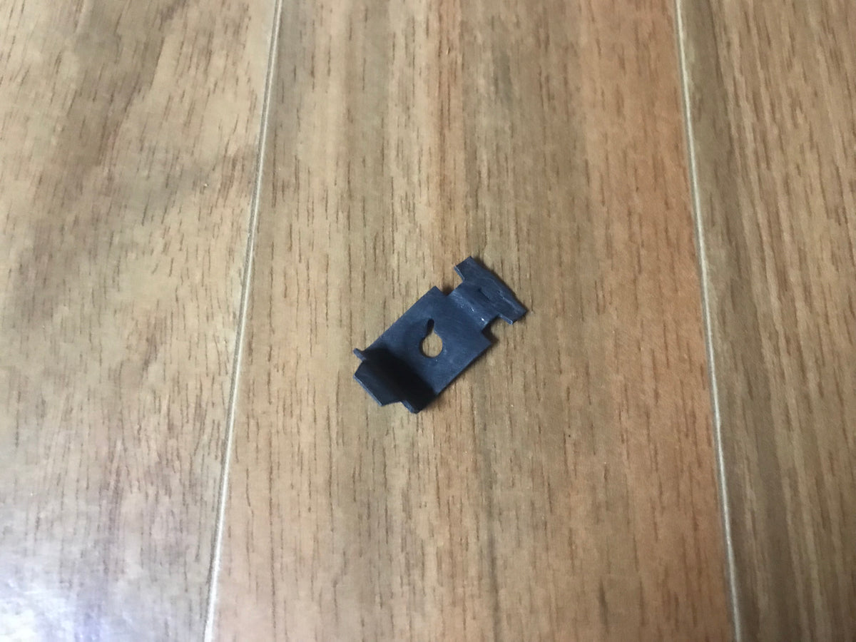 Arm Rest Clip XK XL XM XP – Early Falcon Spares